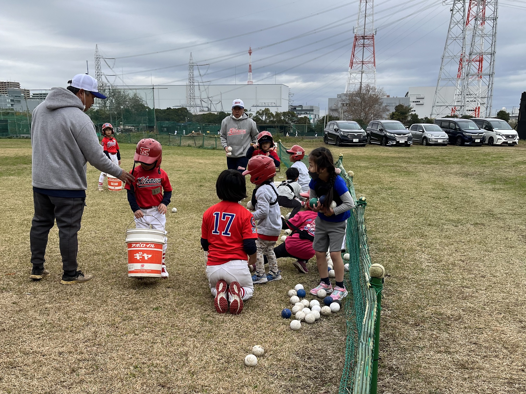 12月3日(土) 体験会、今週も盛り上がりました!｜NEWS｜東京北砂リトルリーグ公式サイト